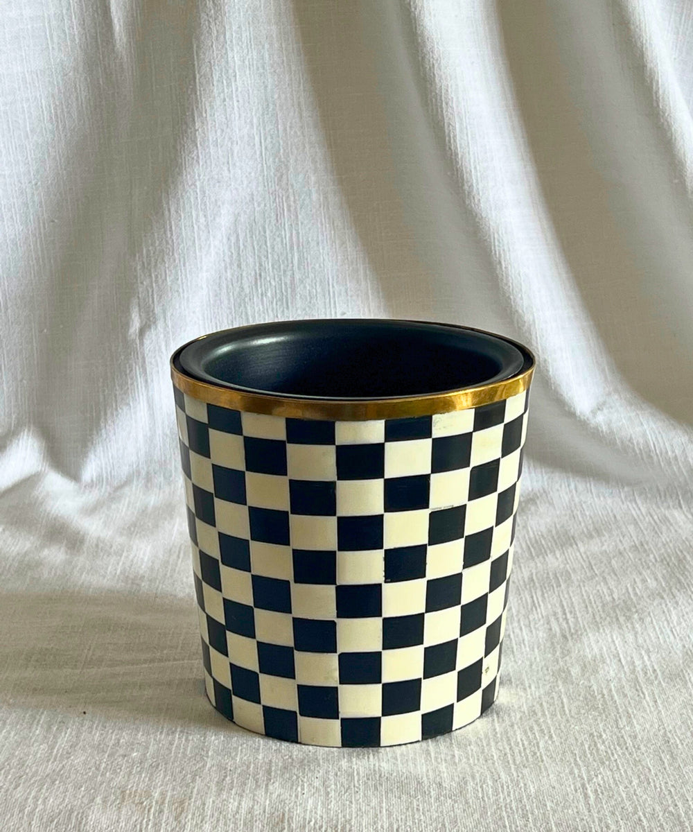 Round Inlay Planter | Medium | Ebony Black | Chequered – Tooka